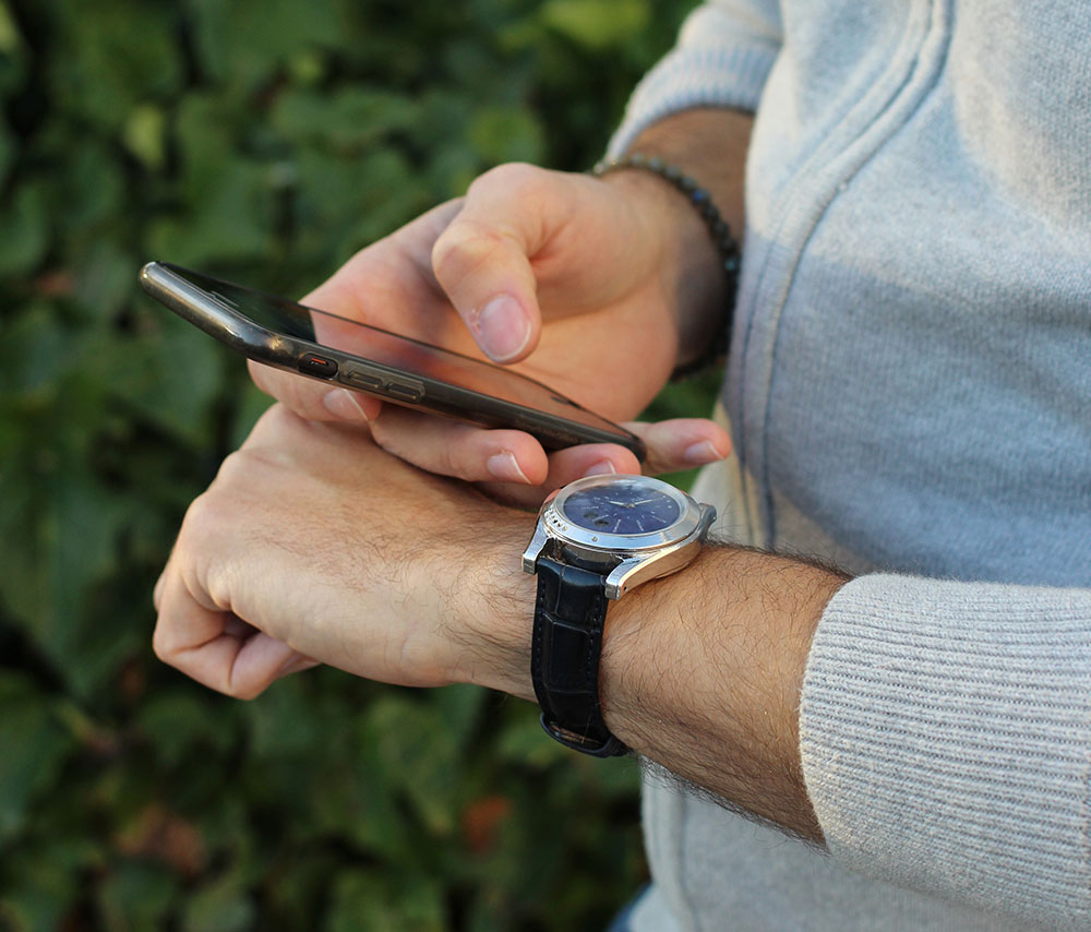 Time.C - The Smart Watch that Monitors your Environment - Tech Daily ...